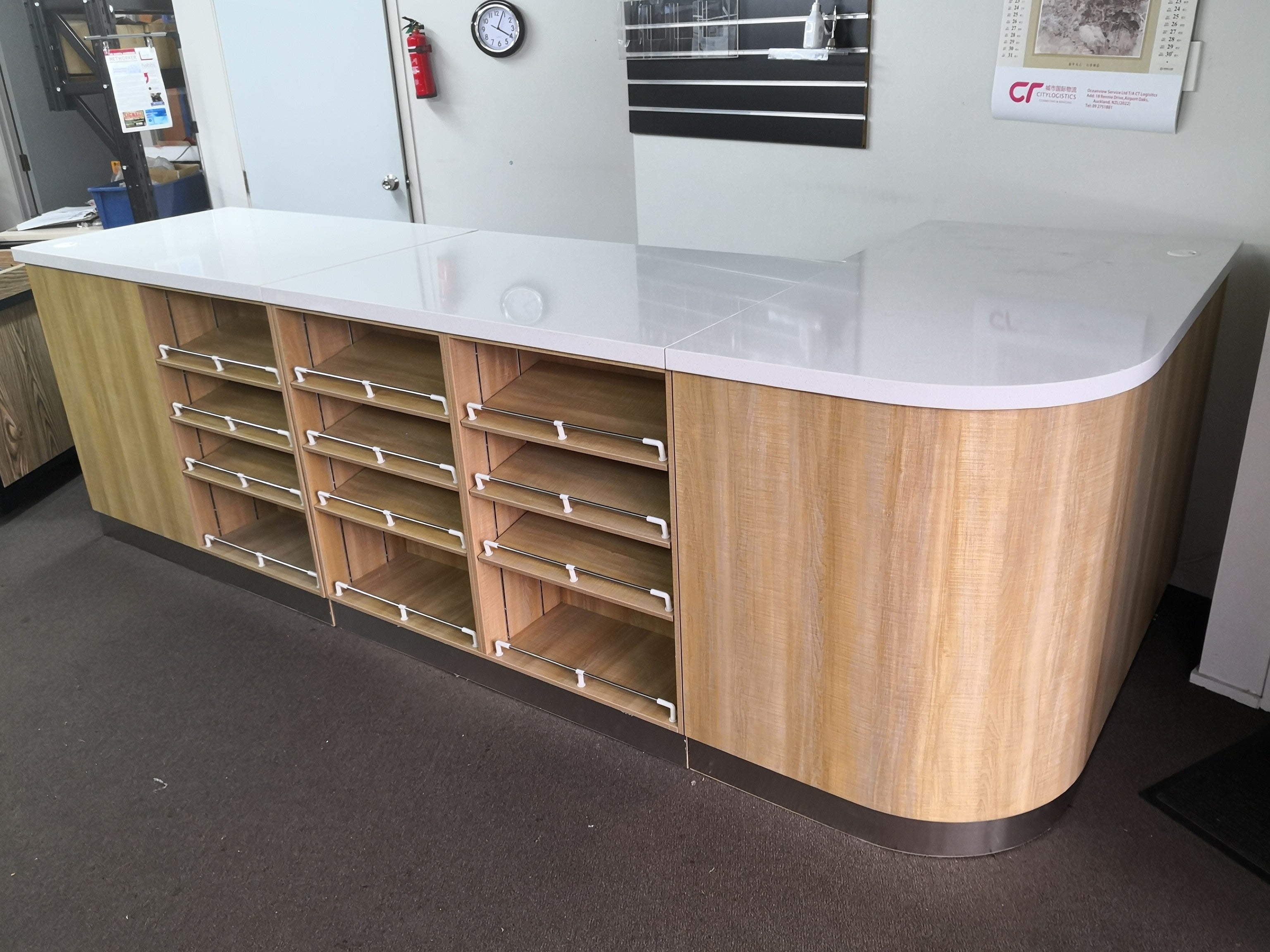 Checkout Counter – Affordable Rack