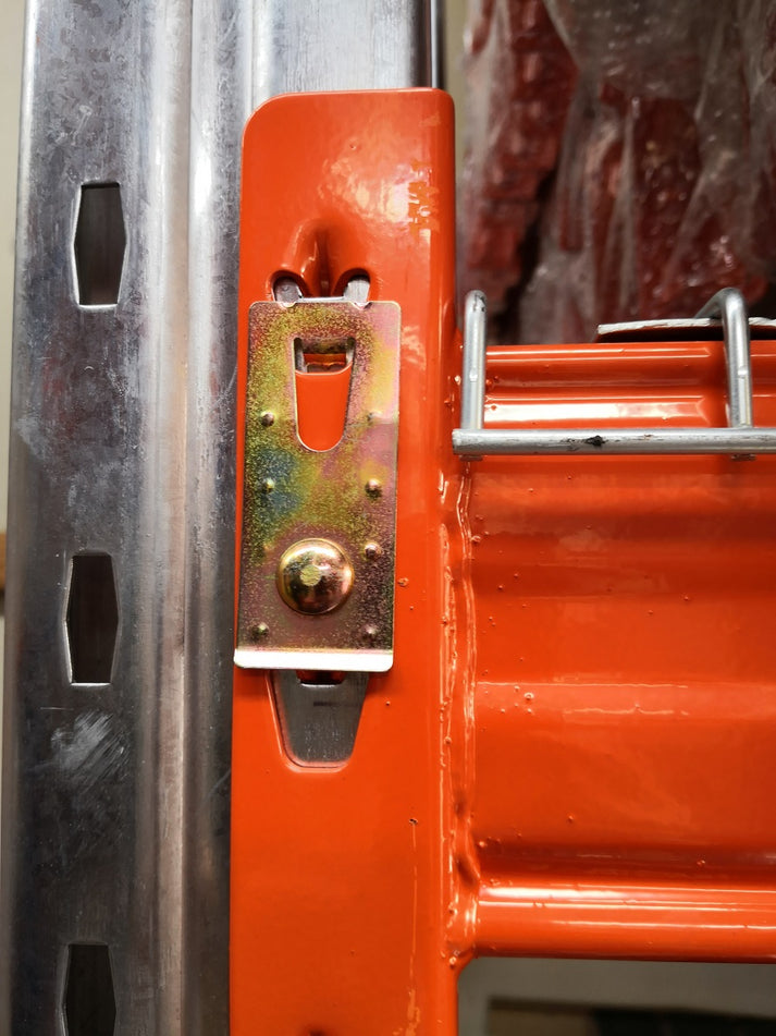 Safety Clip for Pallet Racking – Affordable Rack